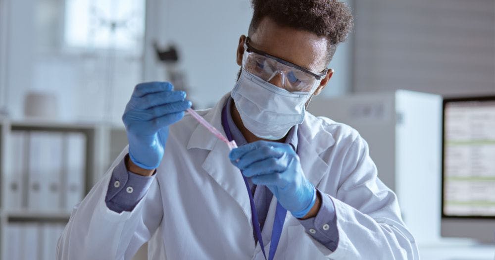 10 Laboratory safety training courses for a secure workspace | SC Training